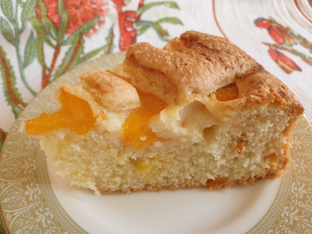 Sponge Cake with Peaches – Journey From A Polish Kitchen